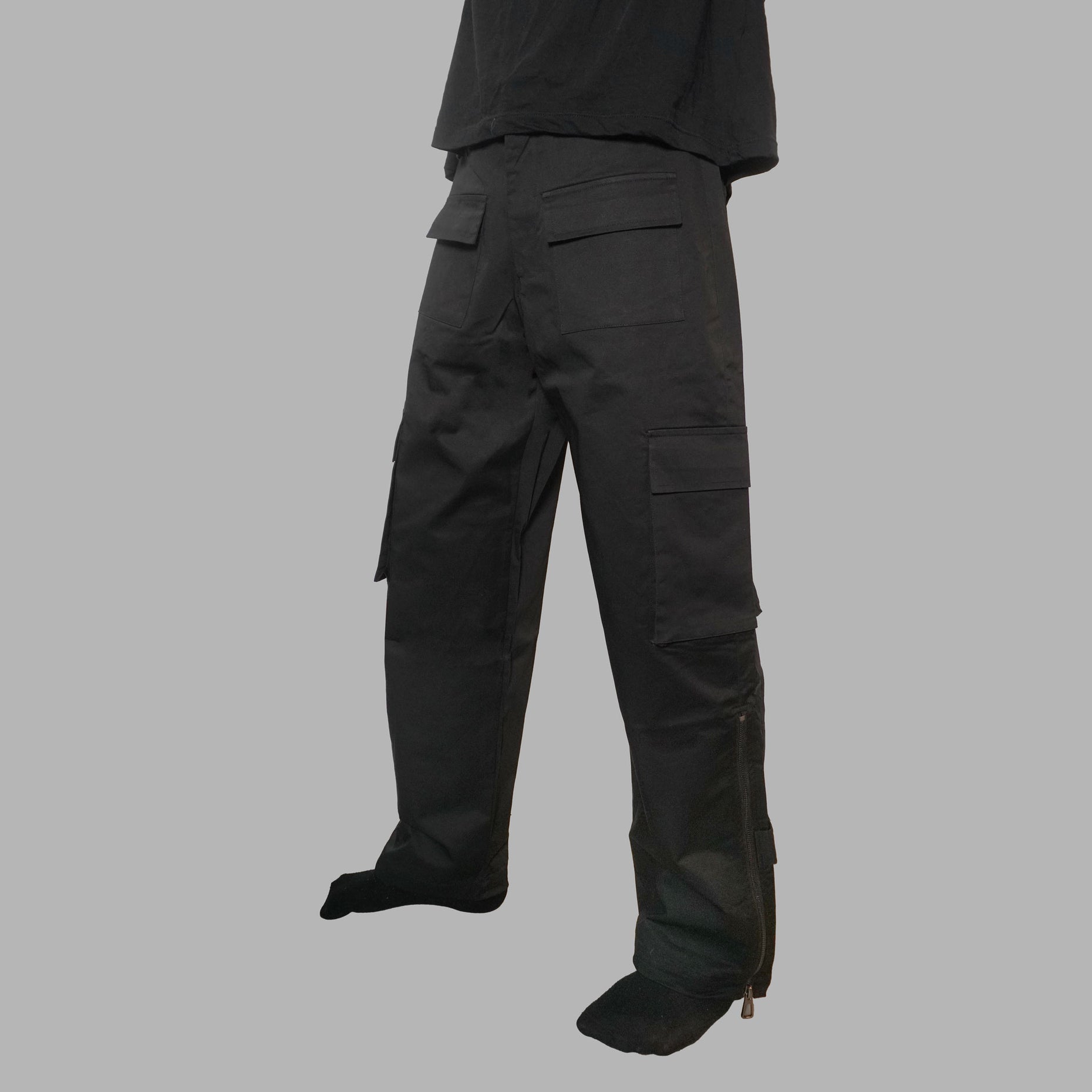 Blvck Paris | Black Cargo Pants in cotton + spandex